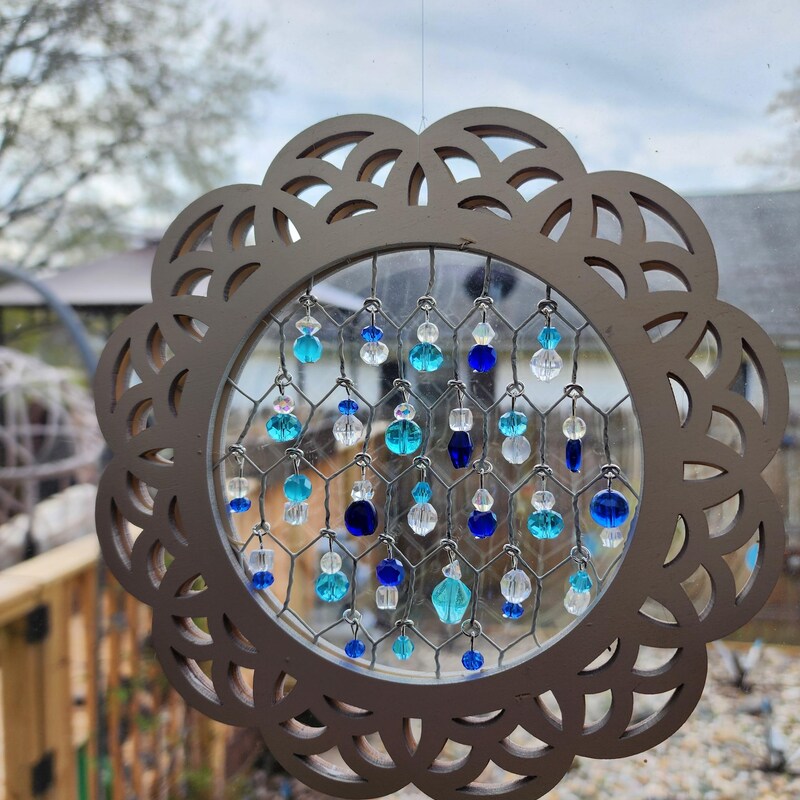 Chicken Wire Suncatcher - Etsy