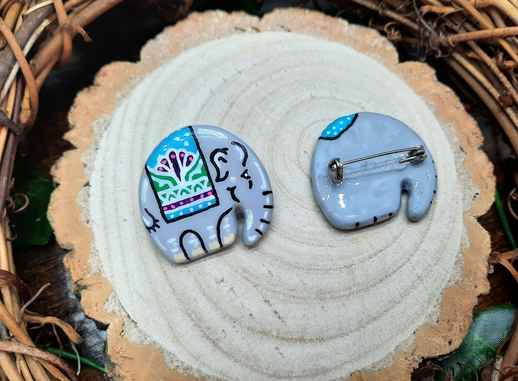 Animal Pins, Animal Badges, Lion Pin, Tiger Pin, African Elephant ...