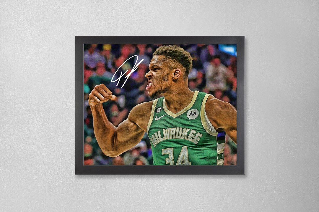 Giannis Antetokounmpo Milwaukee Bucks Poster Art Autographed NBA 4x6 ...
