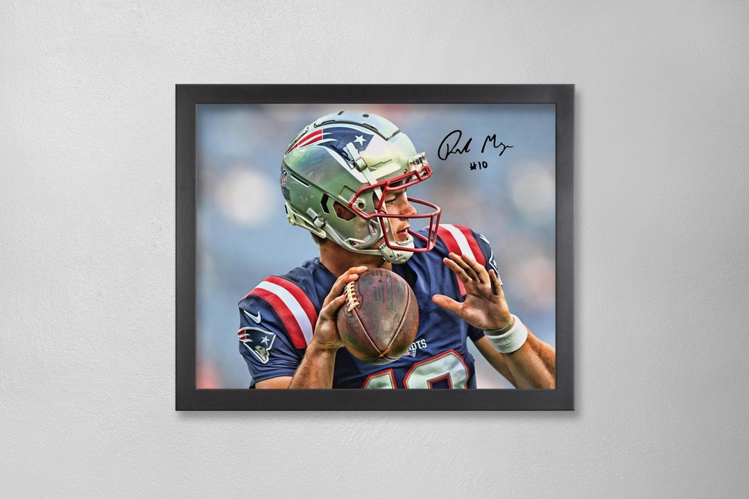 Drake Maye New England Patriots Poster Art Autographed NFL 4x6, 5x7 ...