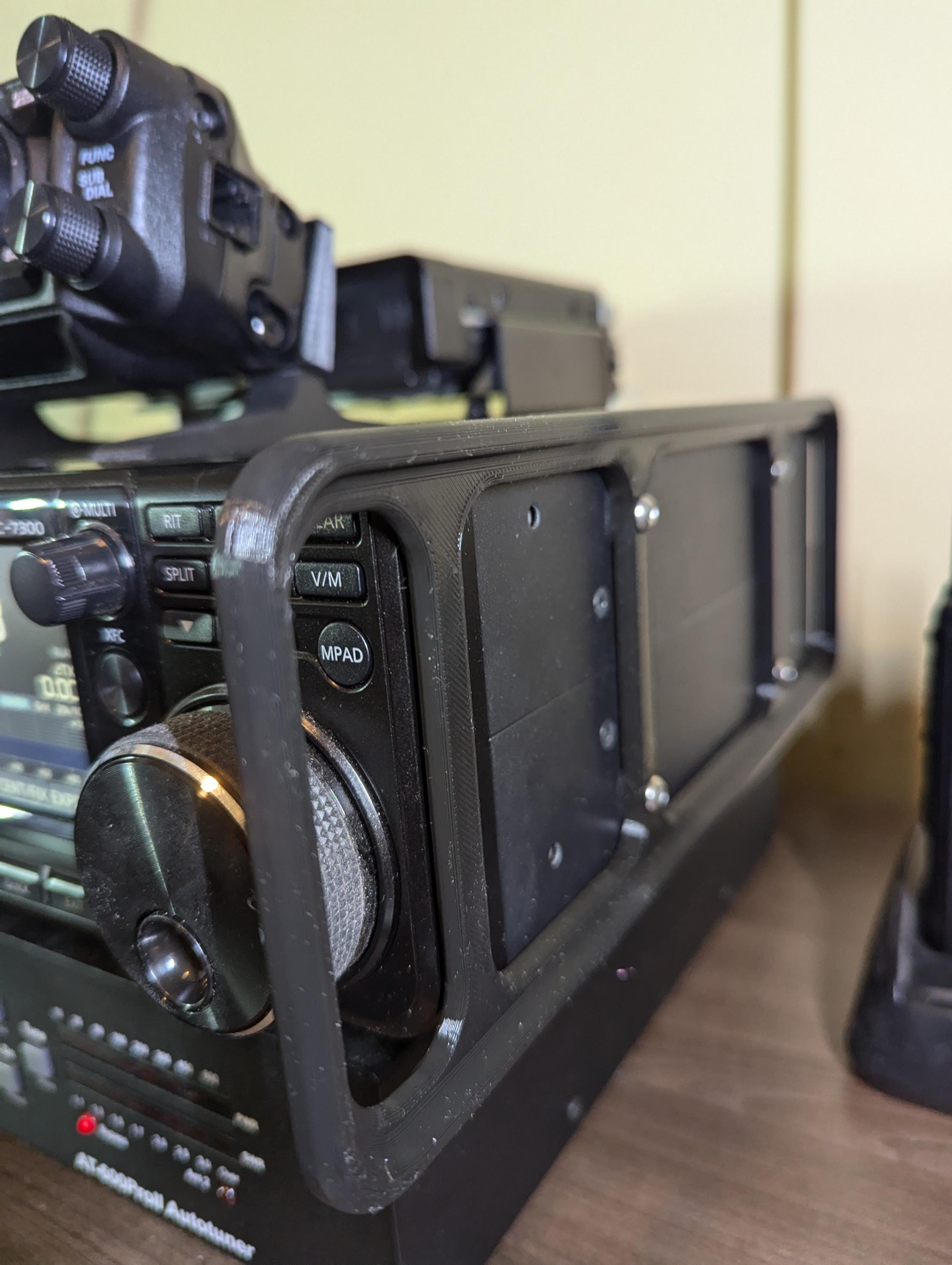 Icom 7300 / 9700 Side Rail Protectors | IC7300 / IC 9700 Handles - Etsy