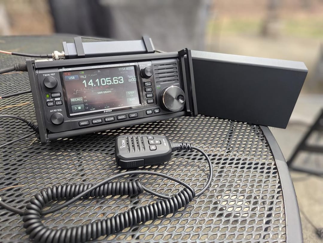 3D Printed Icom-705 Protective Cage: Side Rails & Kick Stands - Etsy