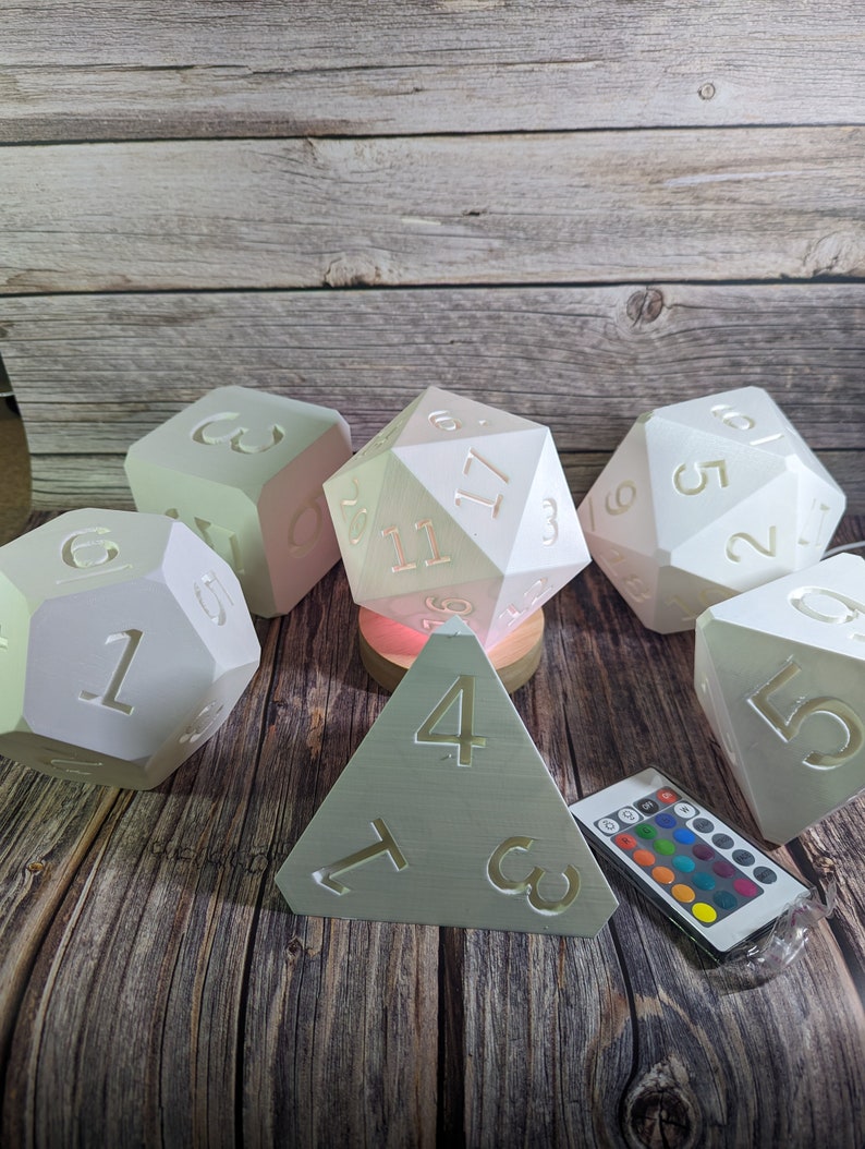 D20 Dice Accent Lamp Multiple Color Options Dice Lamp - Etsy UK