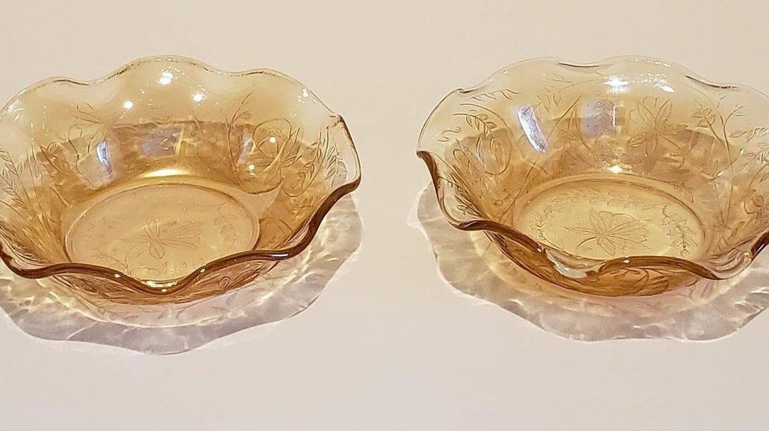 Floragold 5" Ruffled Edge Bowls in a Floral Pattern Made by Jeannette ...