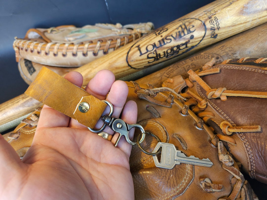 Baseball Glove Keychain - Etsy