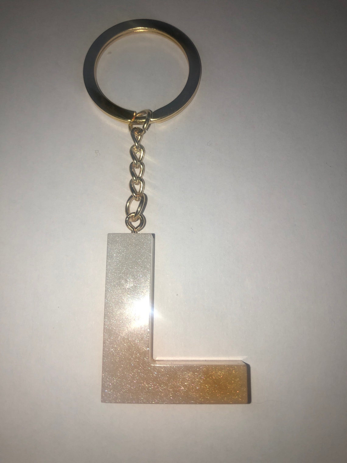 Handmade resin letter L keyring keychain | Etsy