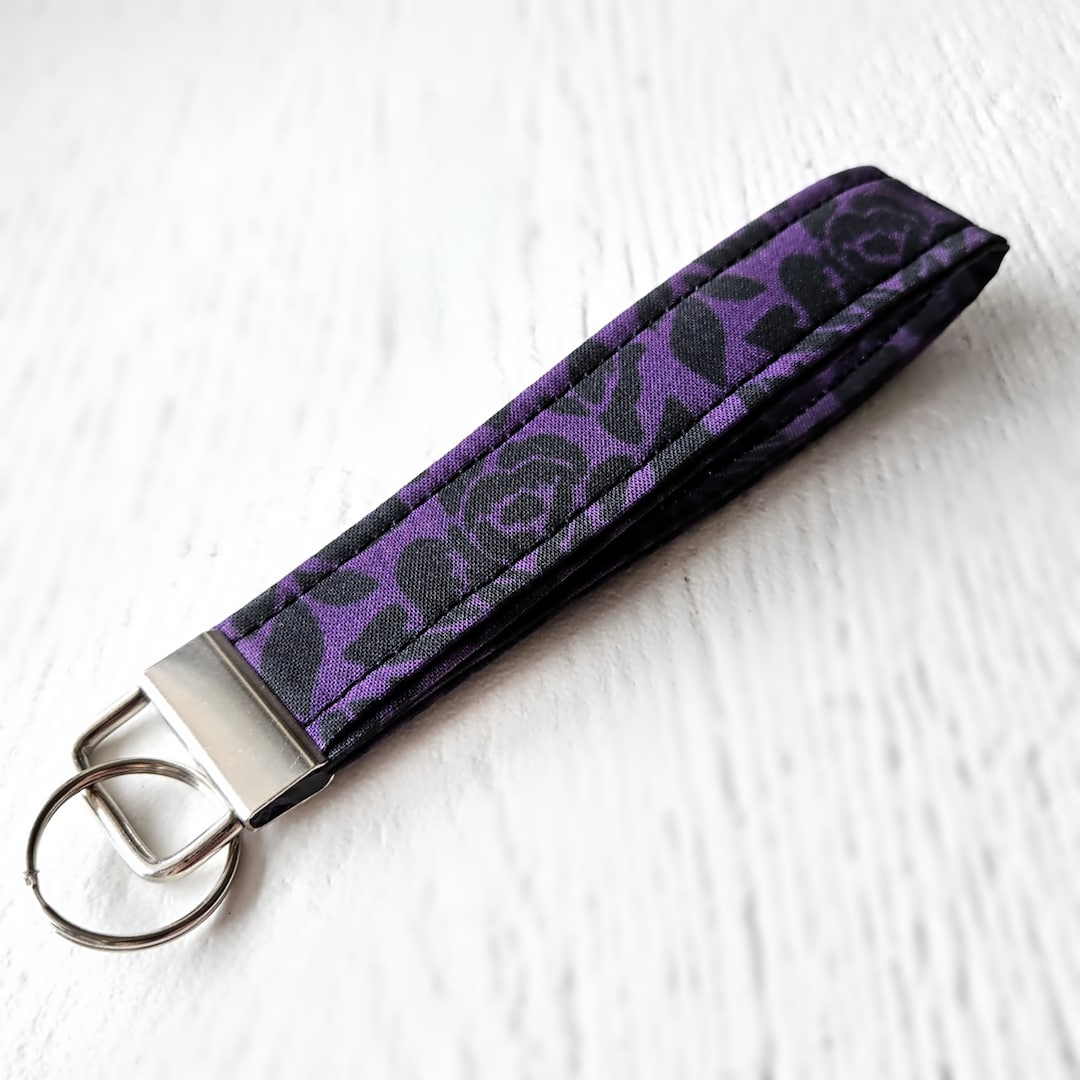 THE VICTORIAN ROSE - Purple & Black Rose Floral Key Chain - Key Fob ...