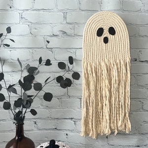 Macrame Ghost Wall Hanging | Halloween Wall Art | Trendy Halloween ...