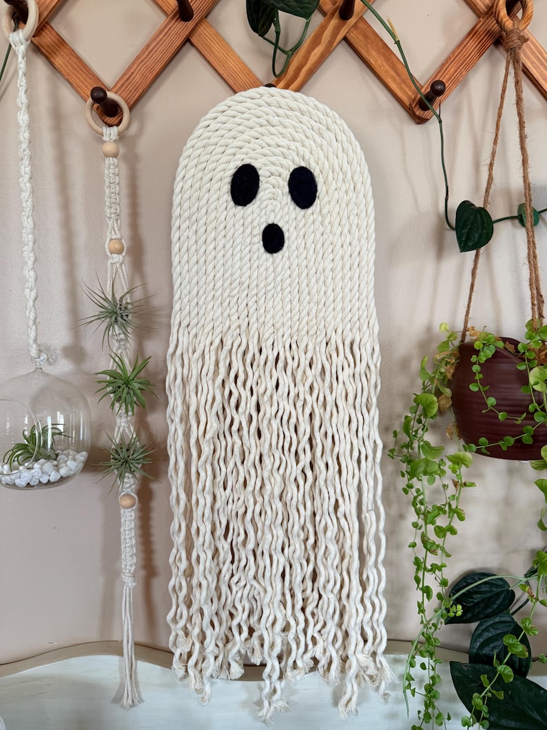 Macrame Ghost Wall Hanging | Halloween Wall Art | Trendy Halloween ...