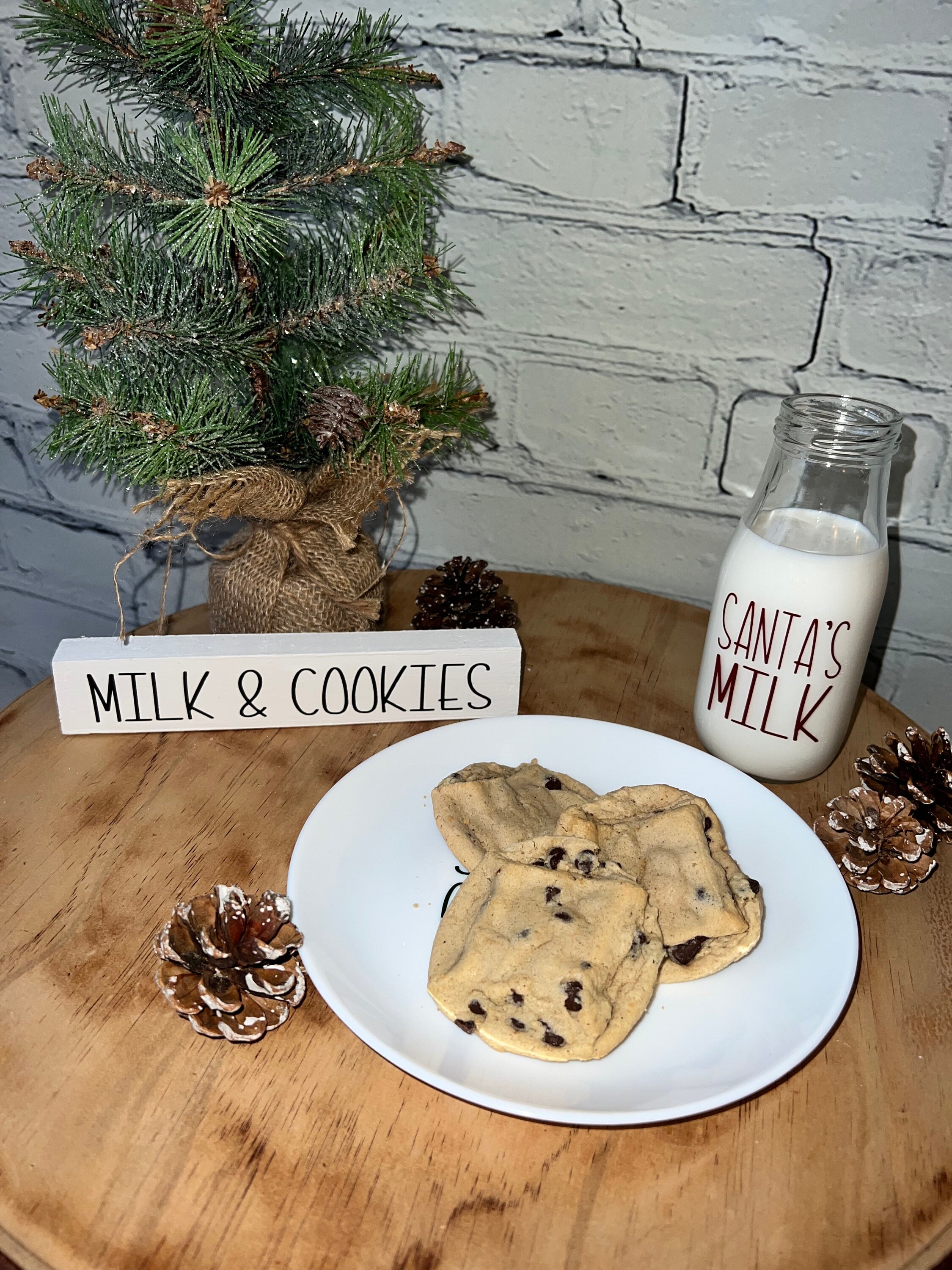 Santa's Cookies and Milk Set Santa's Milk Glass Santa's Cookie Plate ...