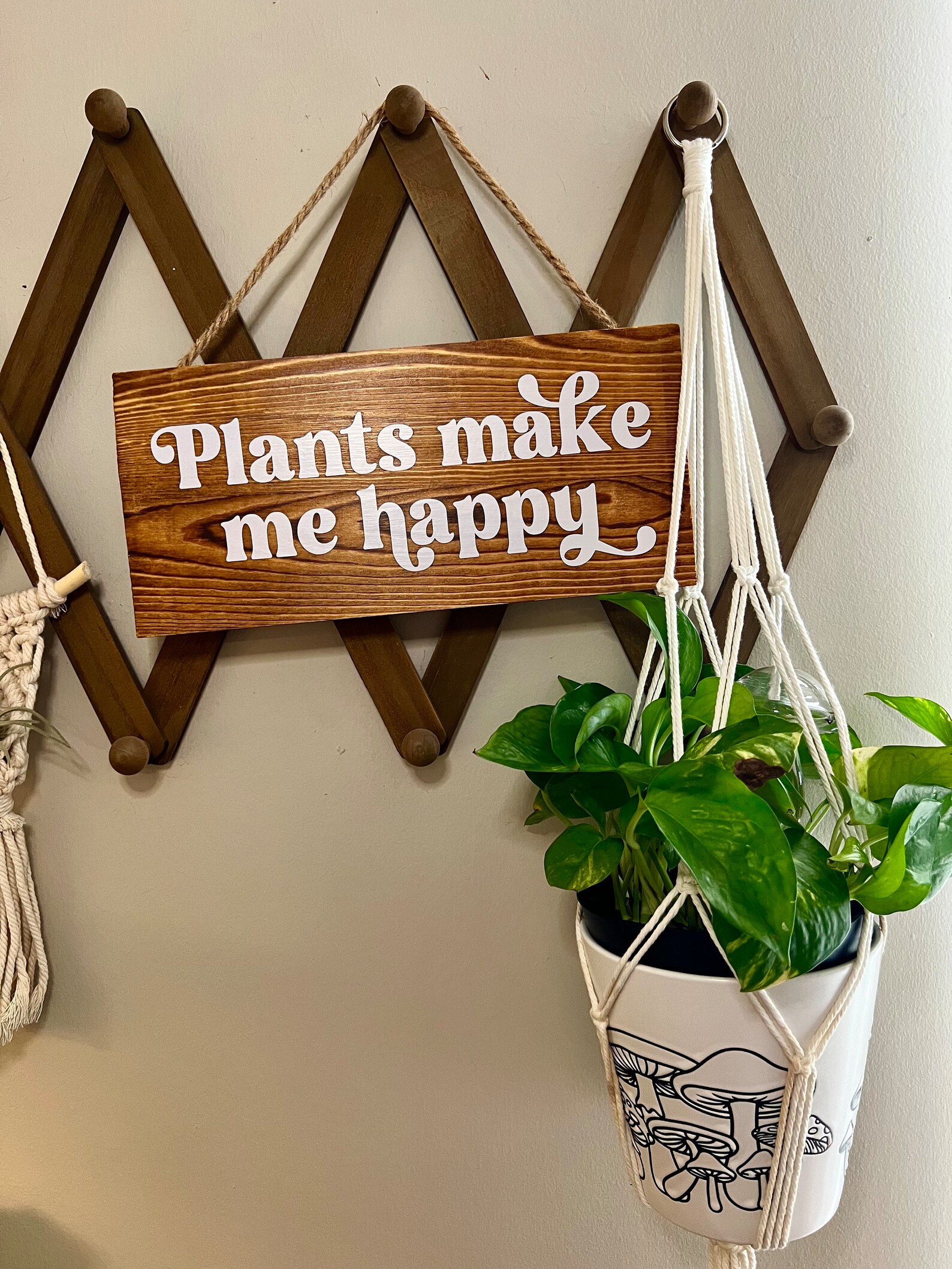 Plants Make Me Happy Hanging Wood Sign | Plant Lover Sign | Botanical ...
