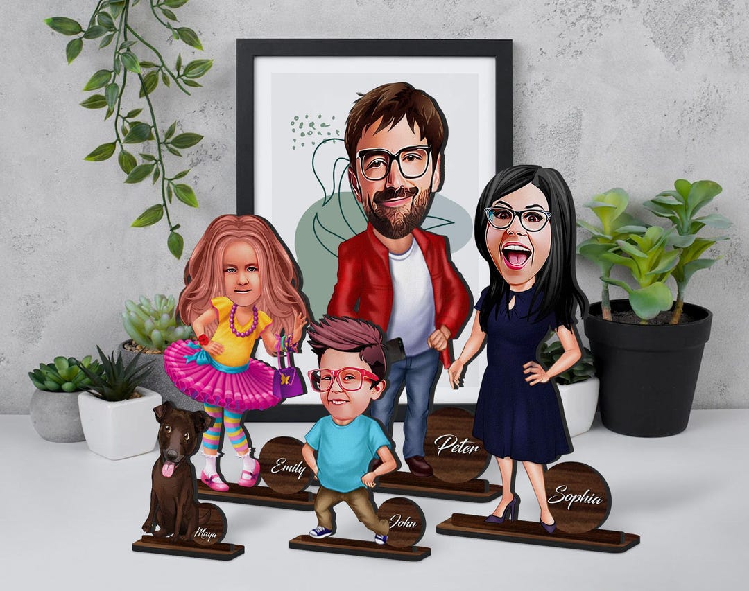 Personalized Wooden Cartoon Family Trinket Set, Wooden Family Dolls ...