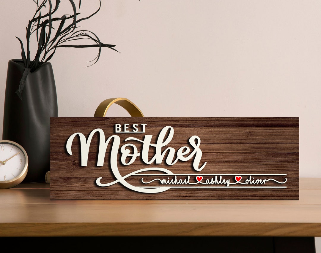 Personalized Embossed Wood Best Mom Sign, Gift for Mom, Custom Gift for ...