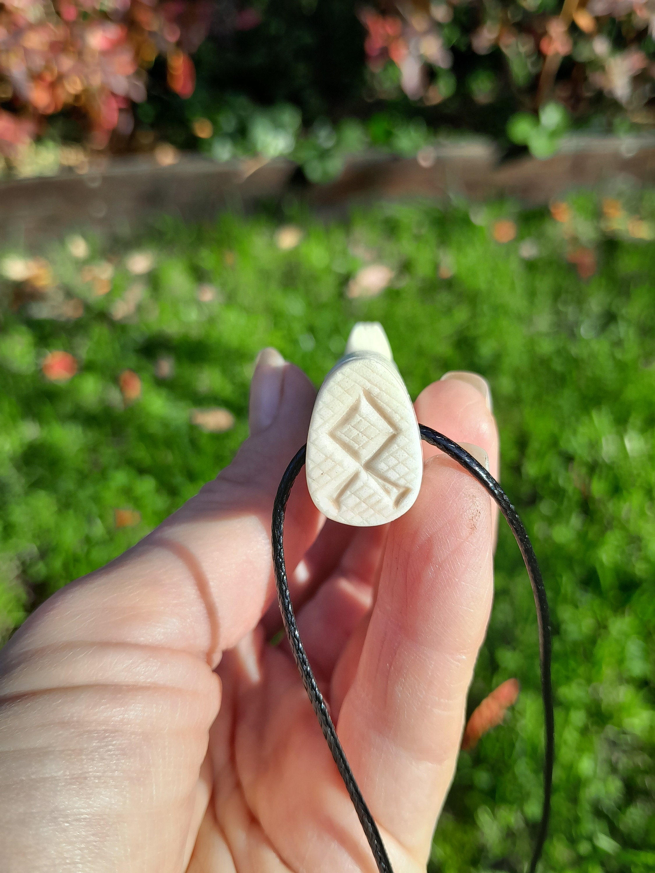 Viking Raven Amulet. Odin’s Raven Head Pendant. Huginn of Norse ...