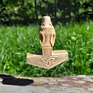 Viking Thor's Hammer Pendant. God Thor Amulet. Mjolnir Jewelry With ...