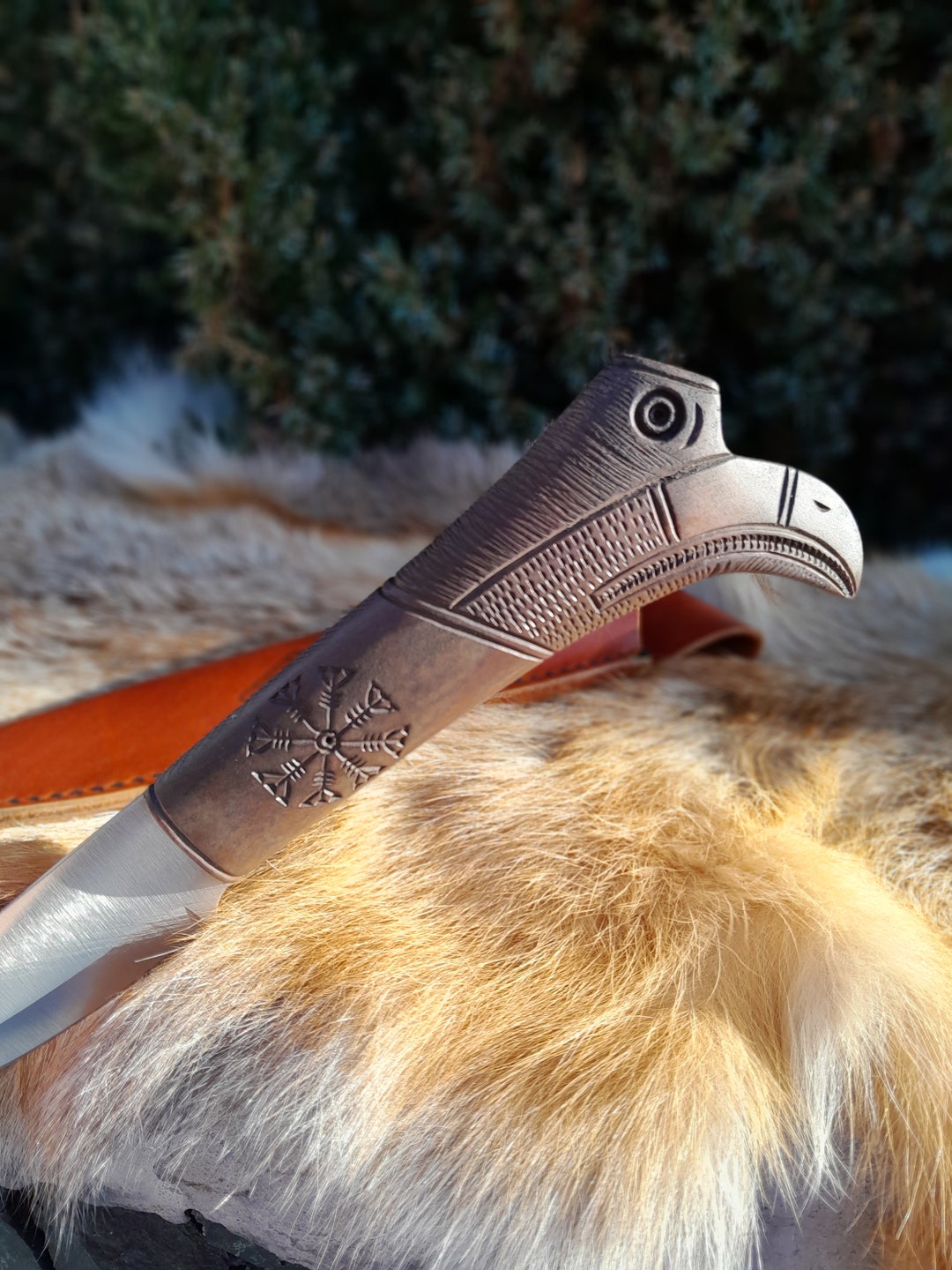 Viking Style Knife With a Hand-carved Handle Shaped Like the Head of ...