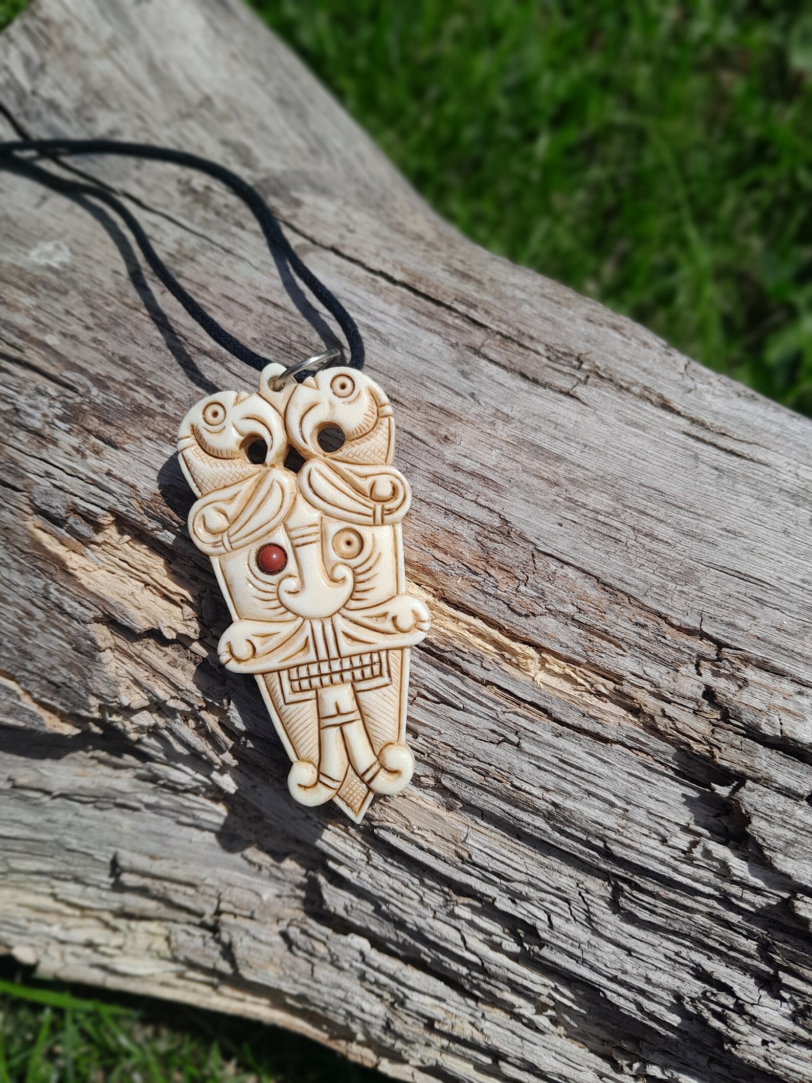 Unique Hand Carved Viking God Odin Face Pendant With Ravens, Óðinn ...