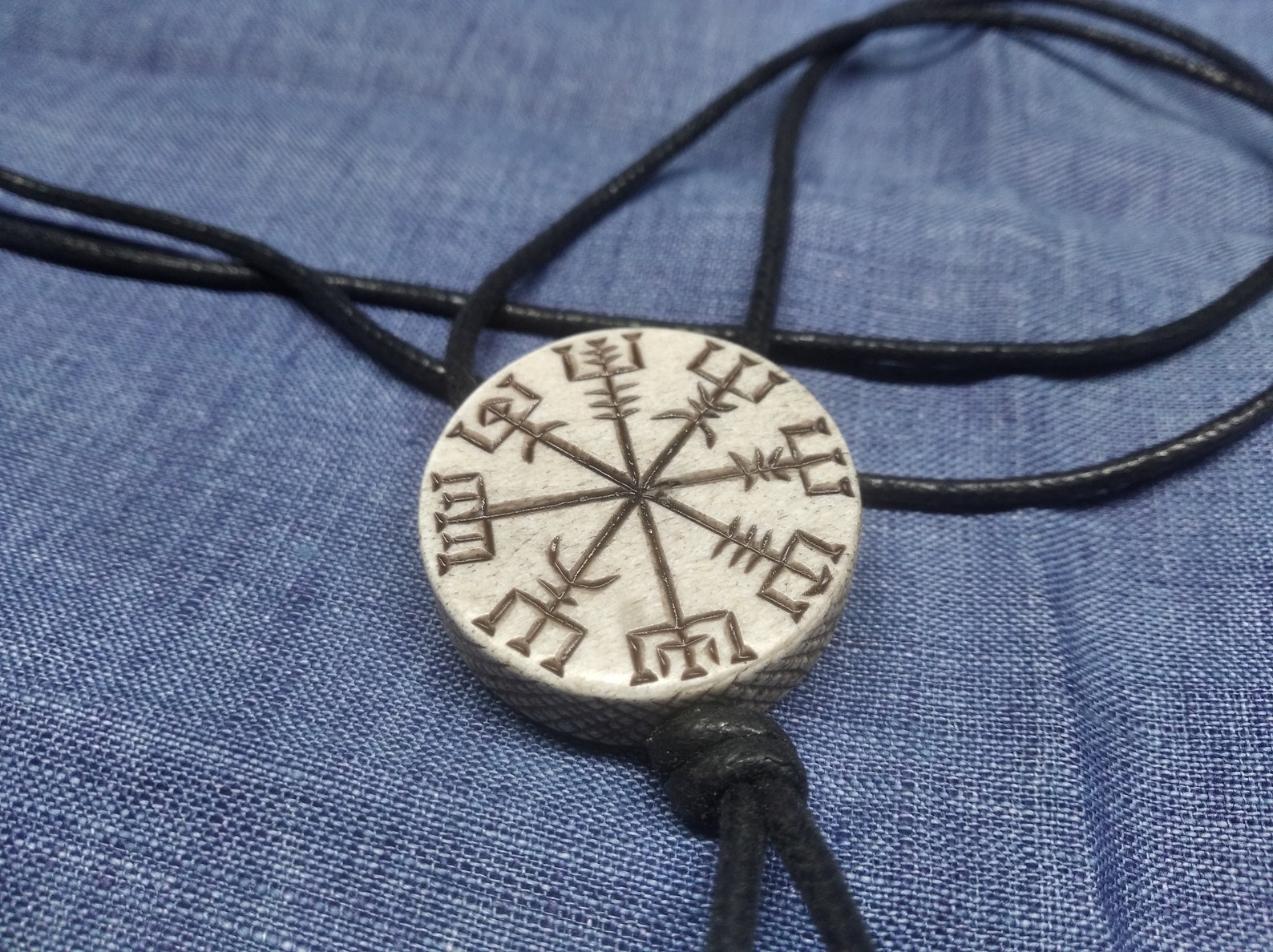 Viking Compass Vegvisir wayfinder Pendant Norse | Etsy