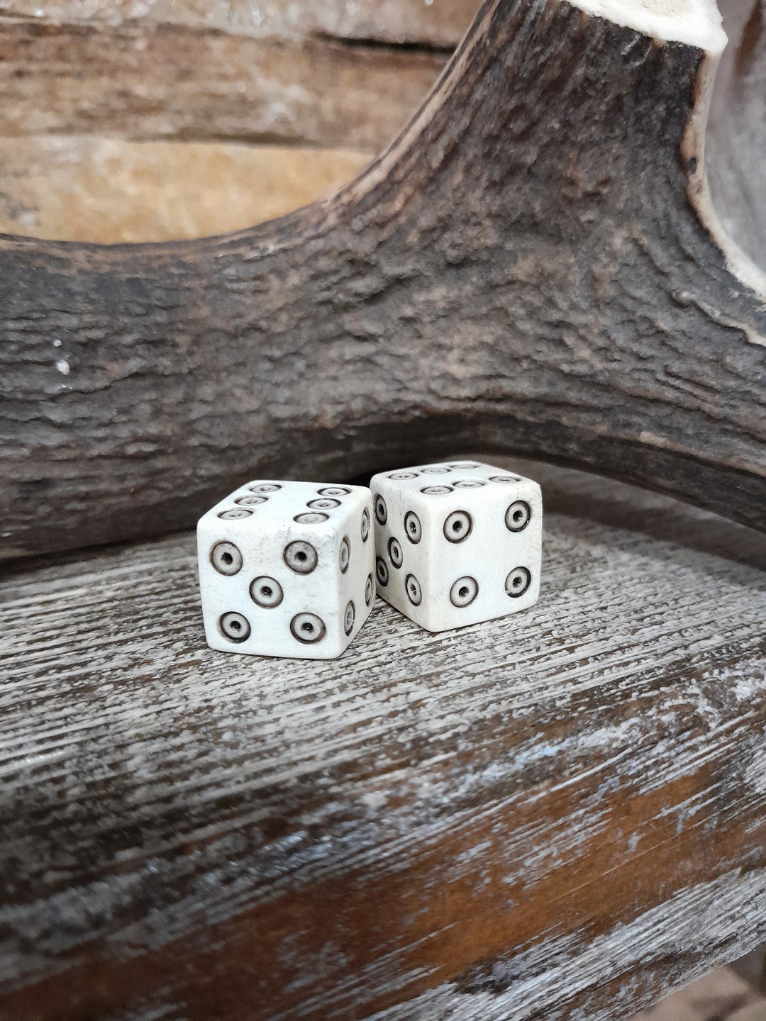 Viking / Medieval Betting Bone Dice Ancient Roman Bone Gambling ...