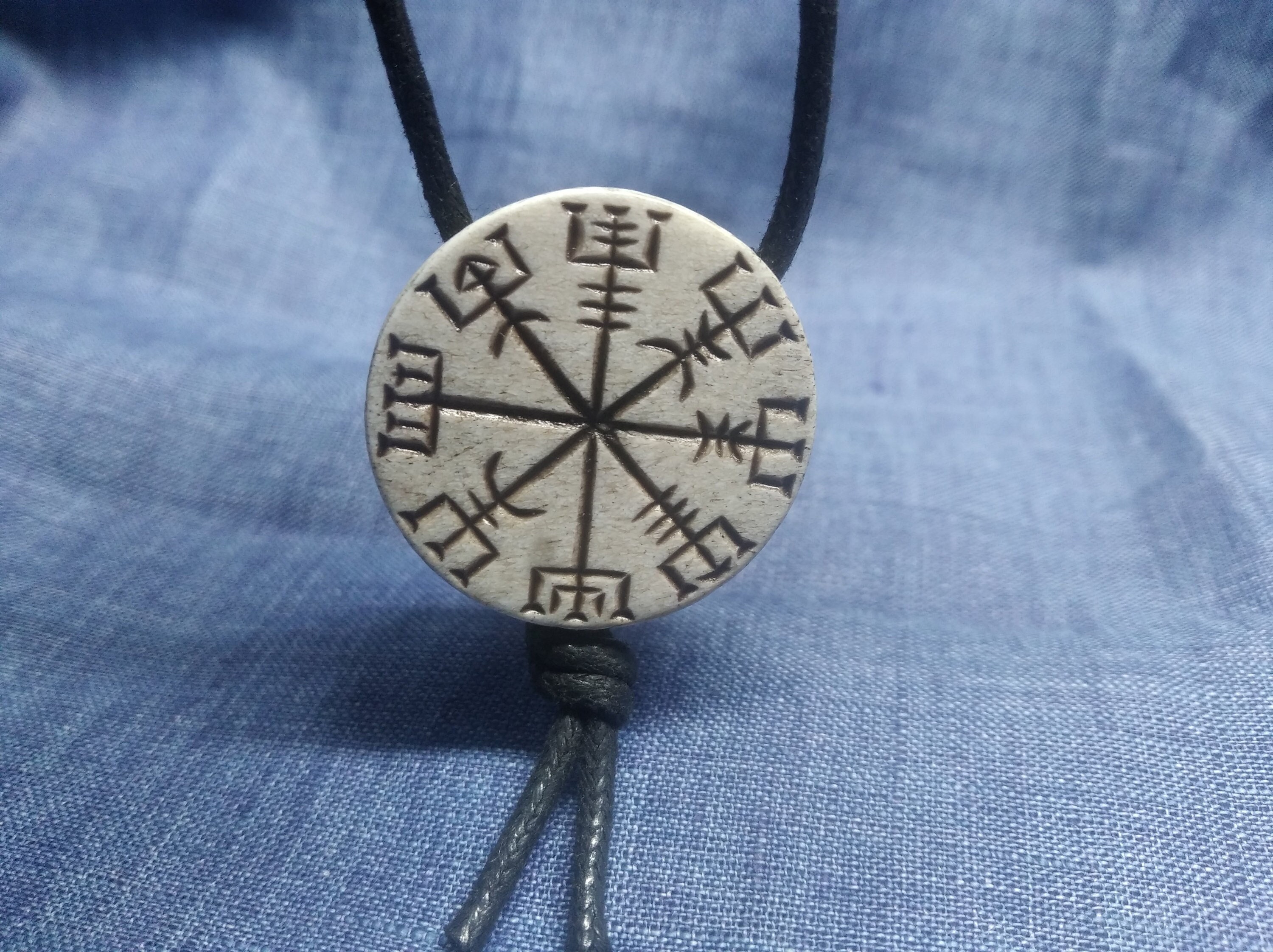 Viking Compass Vegvisir wayfinder Pendant Norse | Etsy