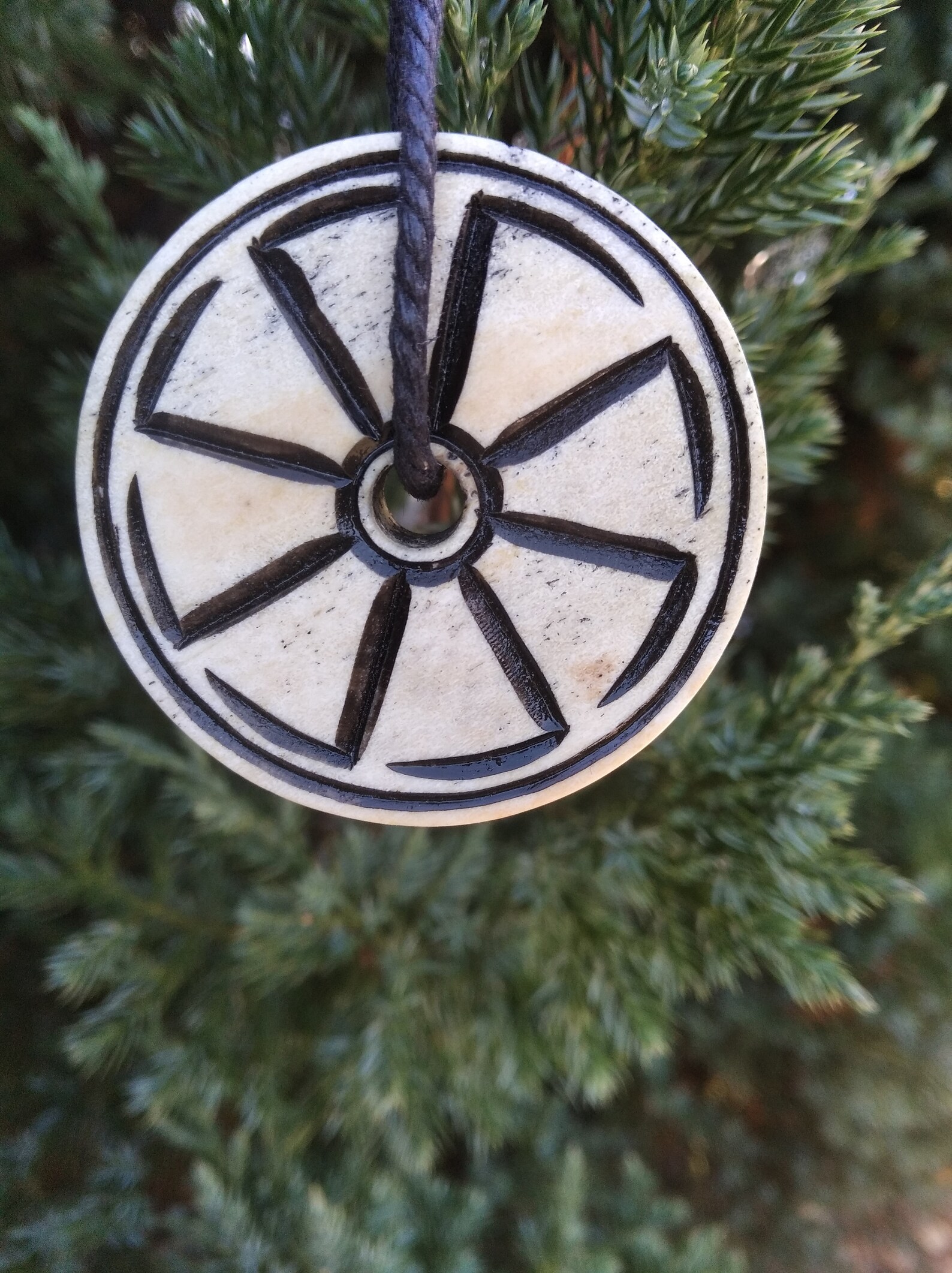 Unique Piece Viking Sun Symbol Kolovrat with Wayfinder | Etsy