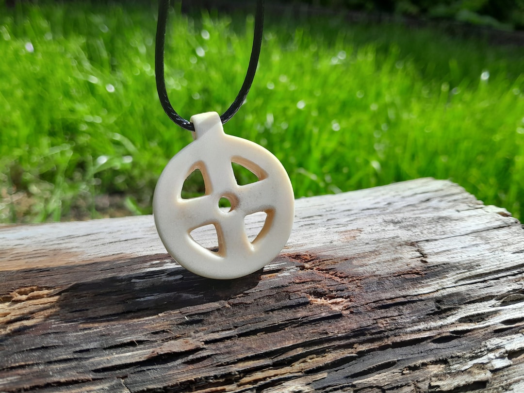 Hand-carved Norse Sun Wheel Pendant. Solar Cross Amulet. Wheel - Etsy