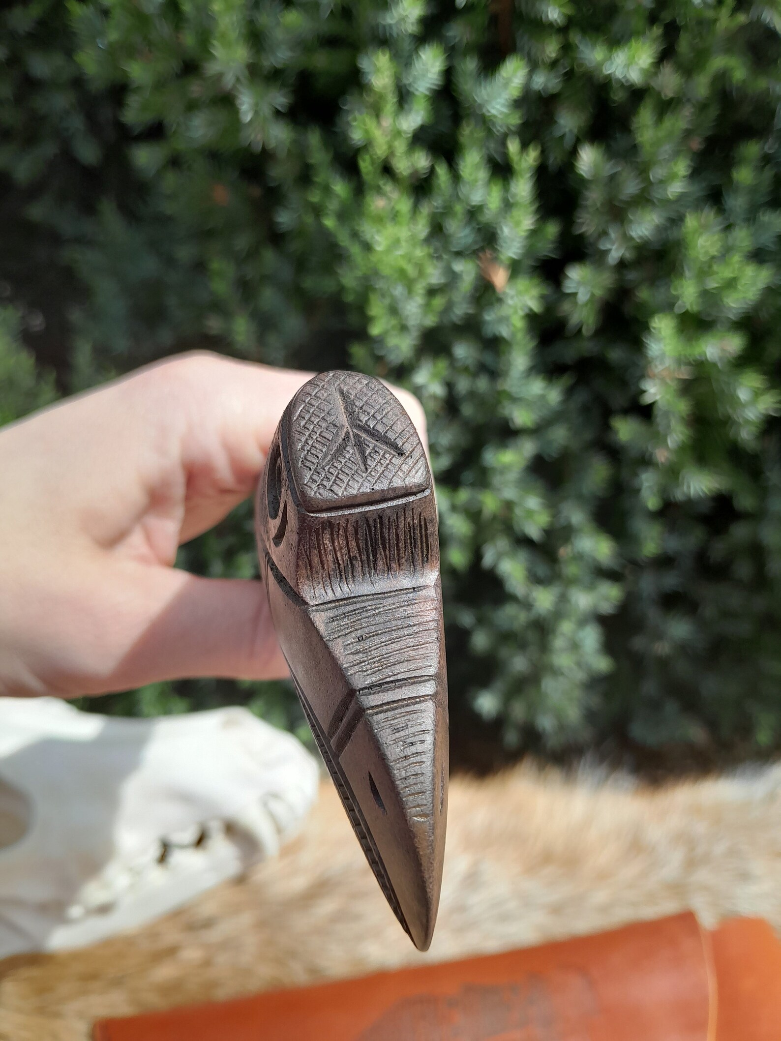 Viking Style Knife With a Hand-carved Handle Shaped Like the Head of ...