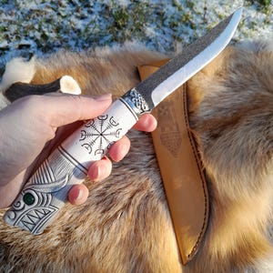 Handcrafted Viking Wolf Head Knife With Hand-carved Handle and Carbon ...