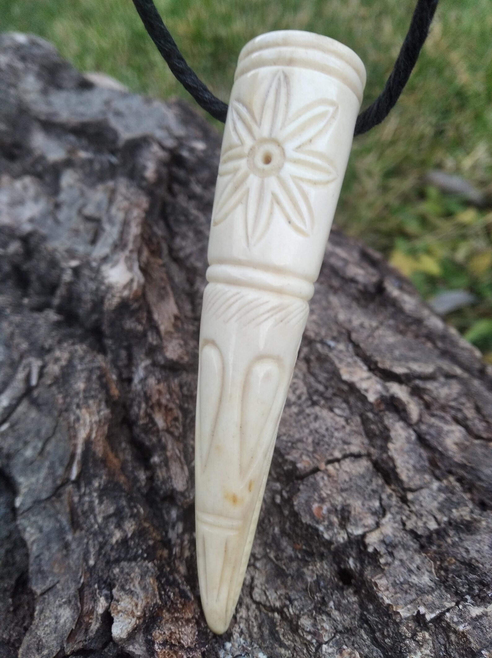 Viking Drinking Horn Pendant in the Form of a Crow's Head, Scandinavian ...