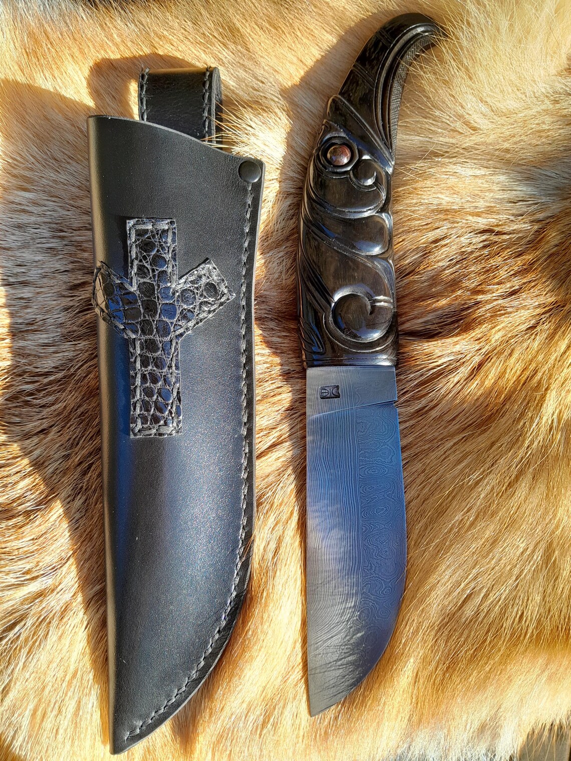 Nordic Viking Knife With Raven Head and Triquetra. Hand-carved Handle ...