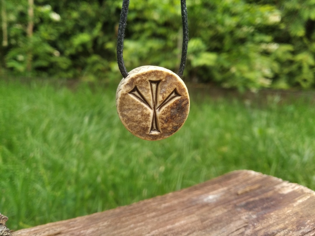 Double Sided Algiz / Tiwaz Rune Pendant. Elder Futhark Norse Pagan ...