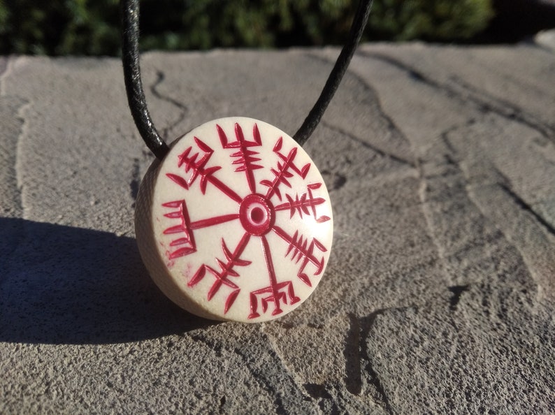 Viking Compass Vegvisir wayfinder Pendant Norse - Etsy