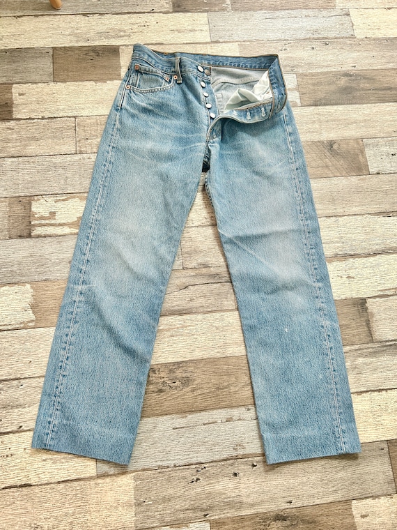 Levi's 501 Jeans W29 L27 Faded Denim Vintage Levi's 501s Levi's 501 Jeans W29 L27 Faded Denim Vintage Levi's 501s