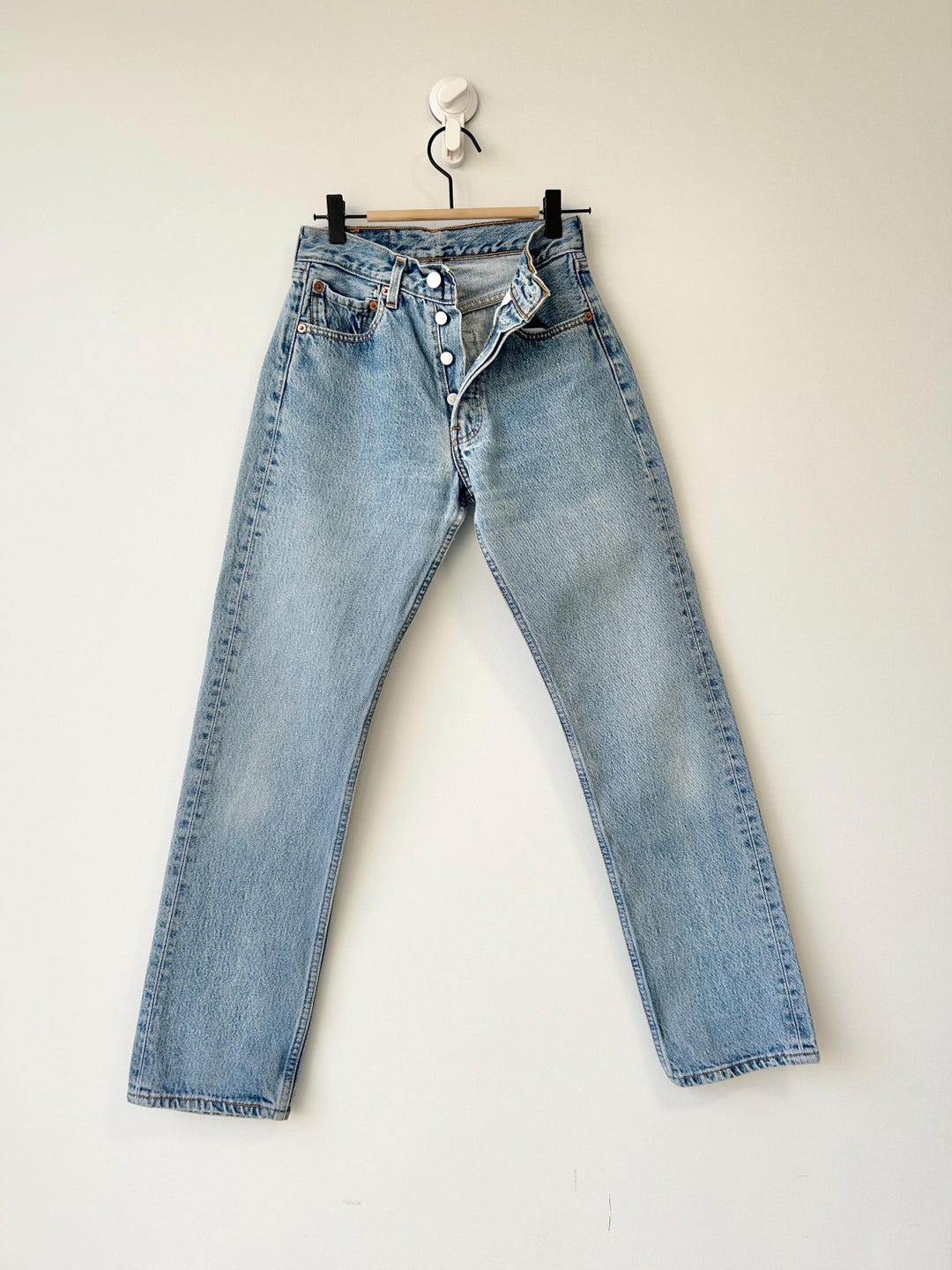 Levis 501 Vintage W24 L28 Levis Light Blue Shade Straight Leg Jeans 501 ...