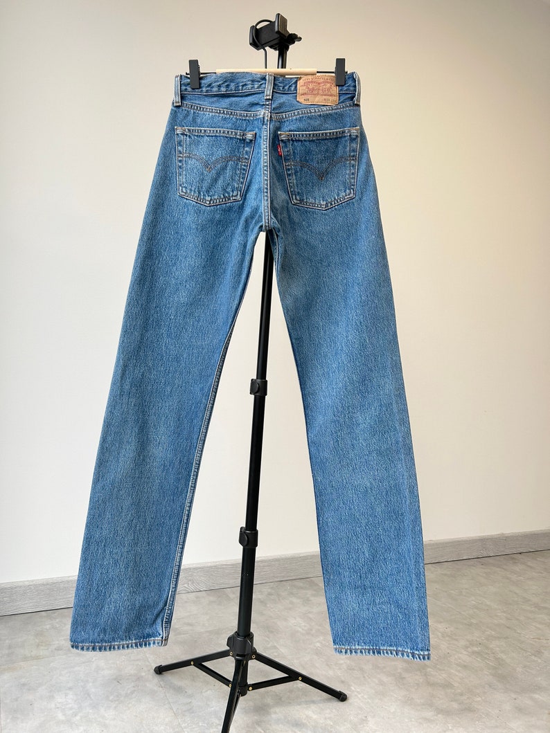Levis 501 Jeans W27 L33 Light Blue 90s Levis Medium Blue Denim 501 ...
