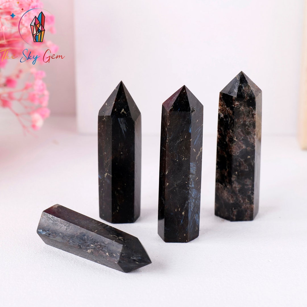 Fireworks Crystal Point Fireworks Crystal Tower Crystal Obelisk Healing ...