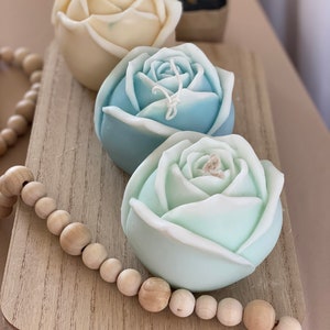 Large Rose Candle| Handmade Gorgeous Scented Ombré Flower Candle| Gold ...