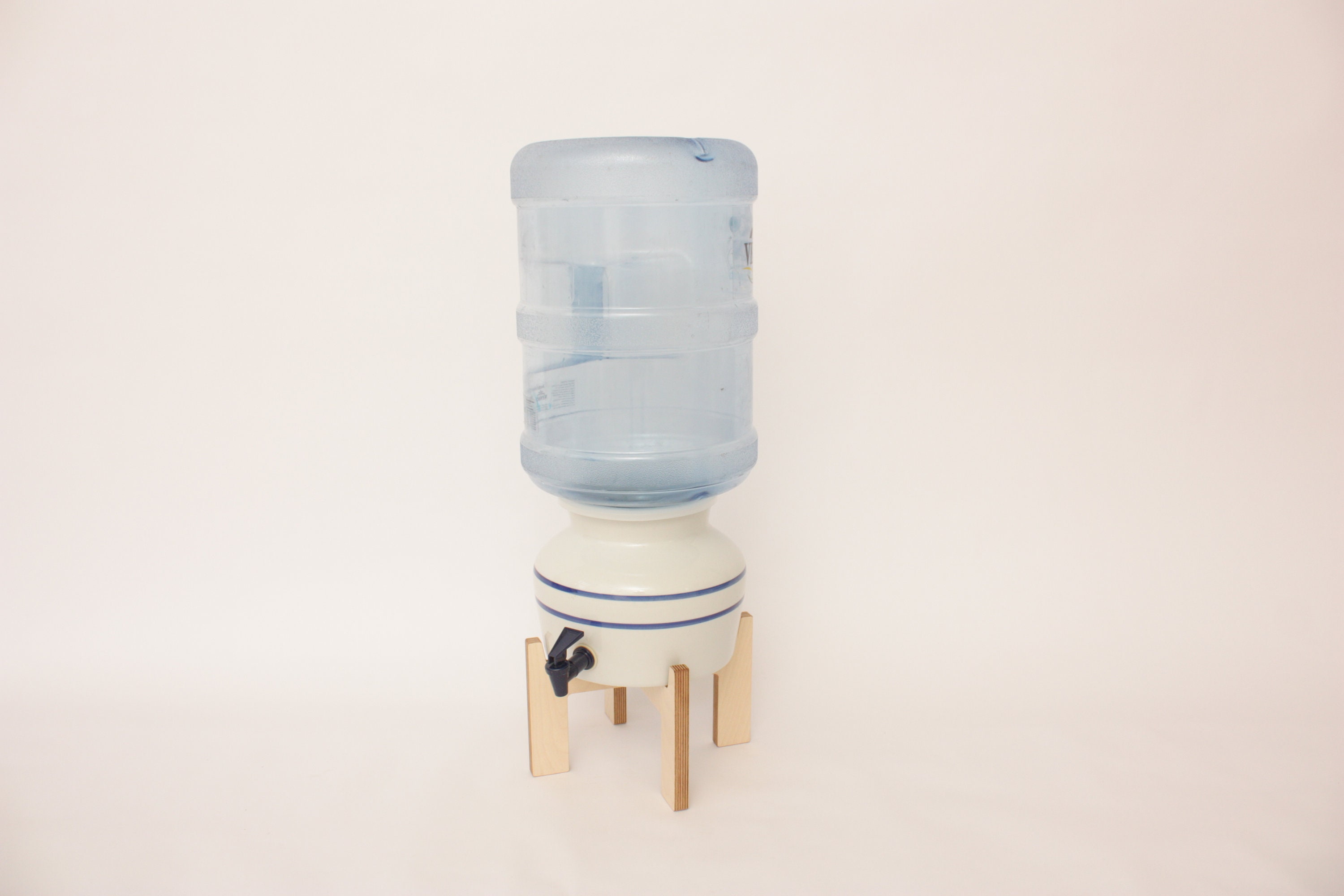 Water Dispenser Table Stand Wooden Berkey Table Stand for Water Filter ...