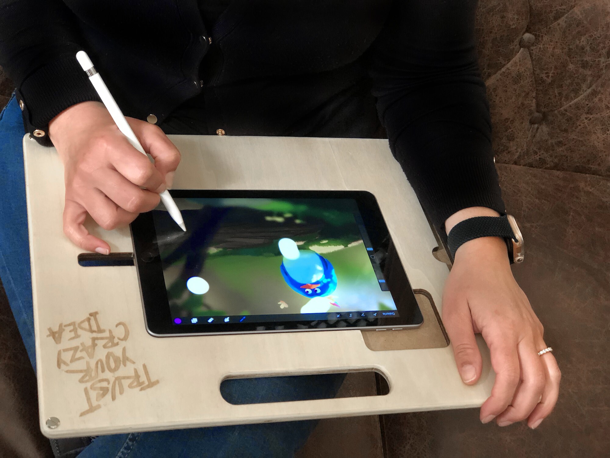 Wooden Drawing Stand for Apple iPad - Etsy