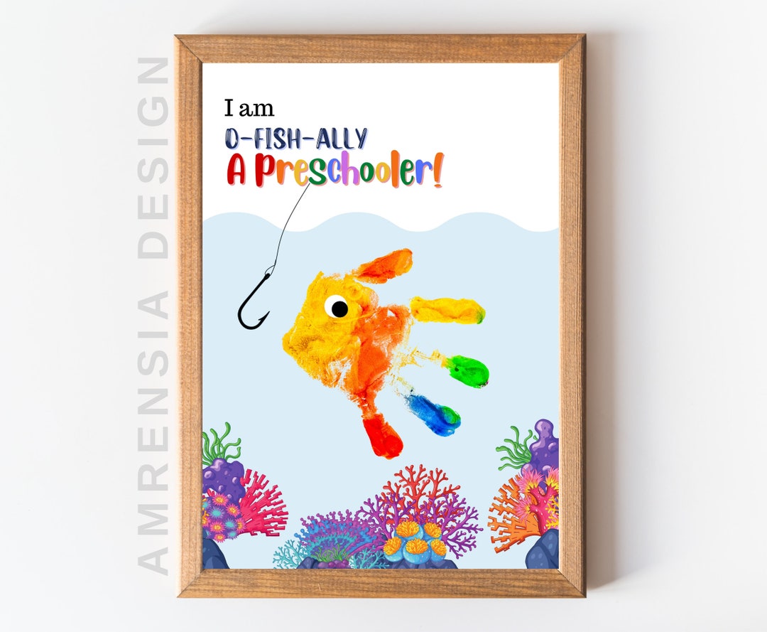 O FISH Ally a Preschooler Handprint Art First Day of School Handprint ...