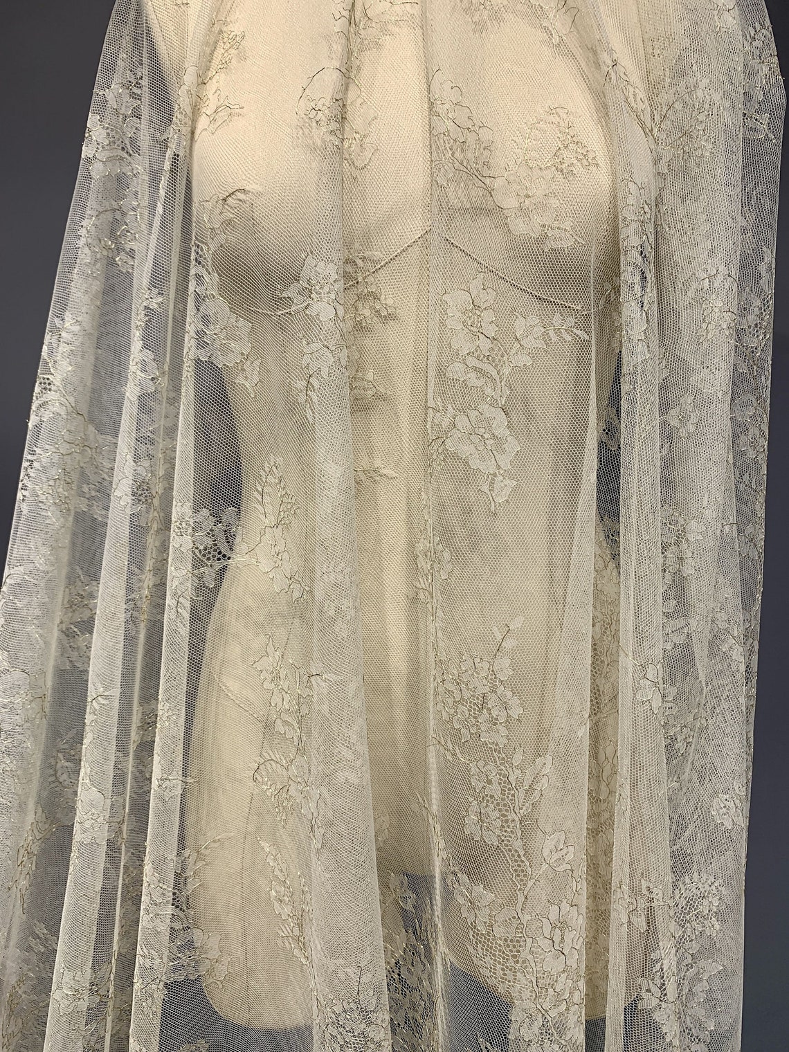 Top Quality French Chantilly Lace With Golden Metallic Thread - Etsy