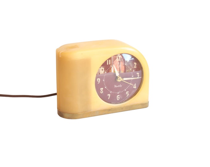 Westclox Moonbeam Streamline Design Yellow Bakelite Illuminted Art Deco ...