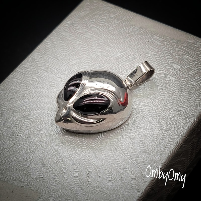 Aliens Jewelry - Etsy