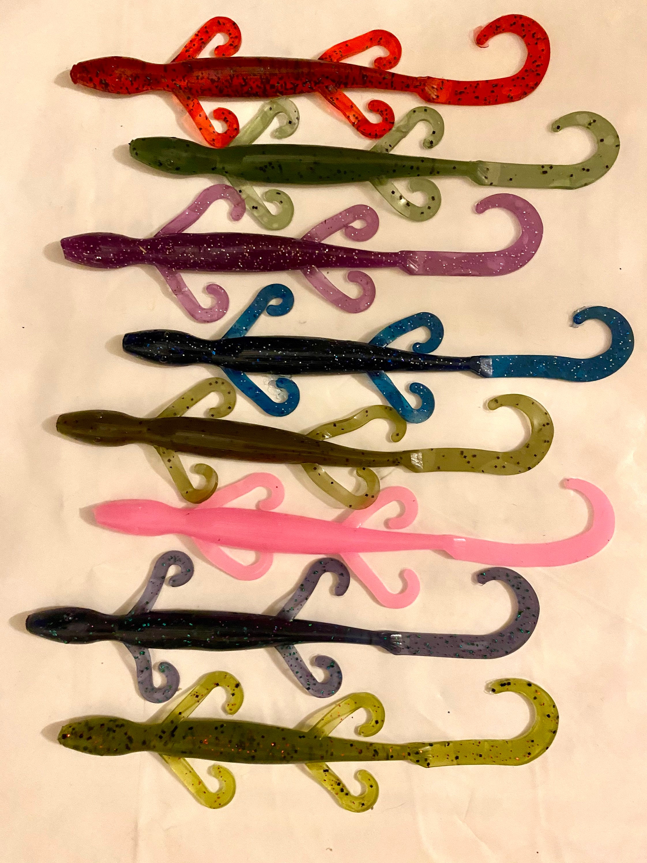 6” ~ Bass Fishing Lizards - Etsy