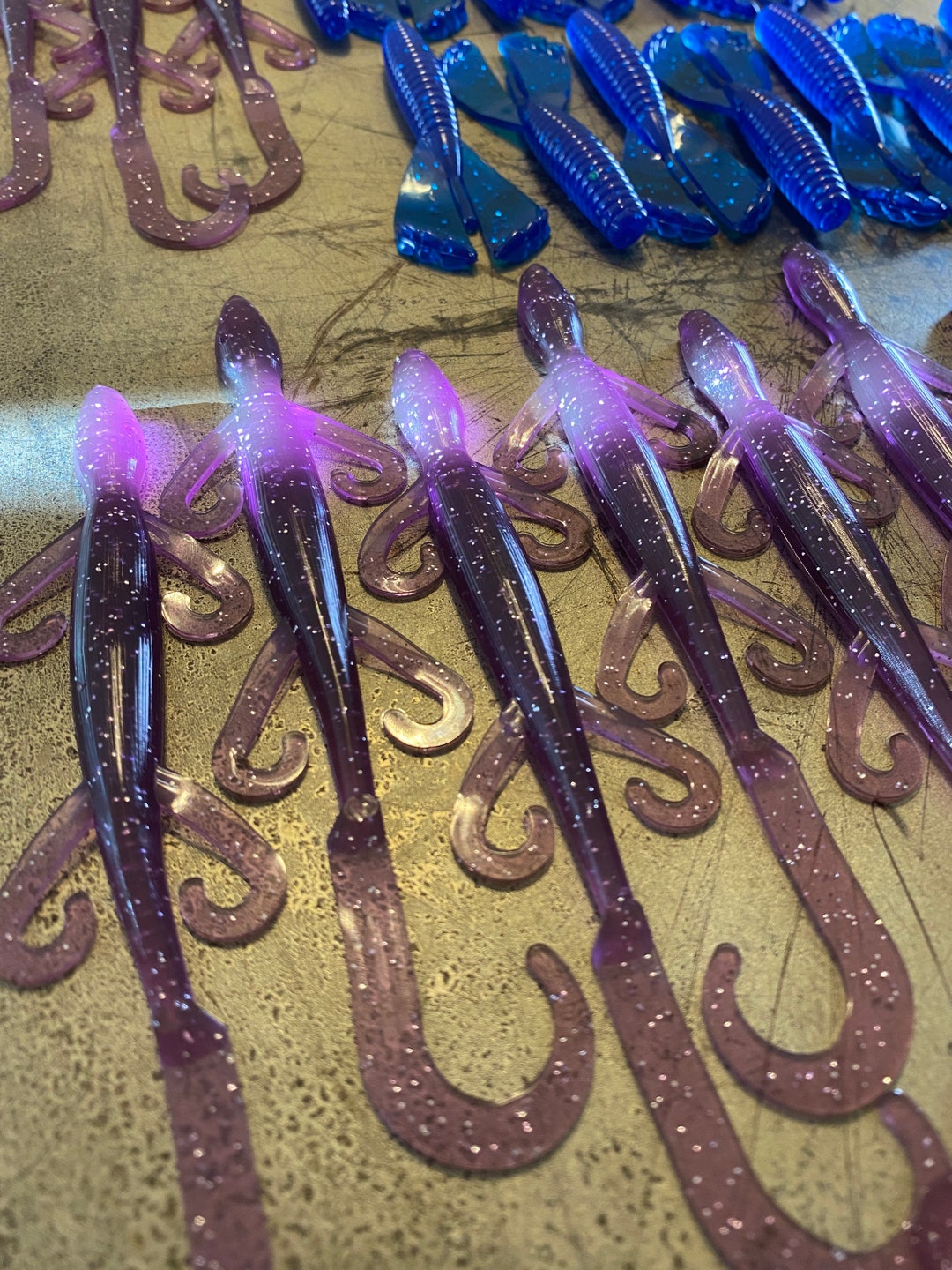 6” ~ Bass Fishing Lizards - Etsy