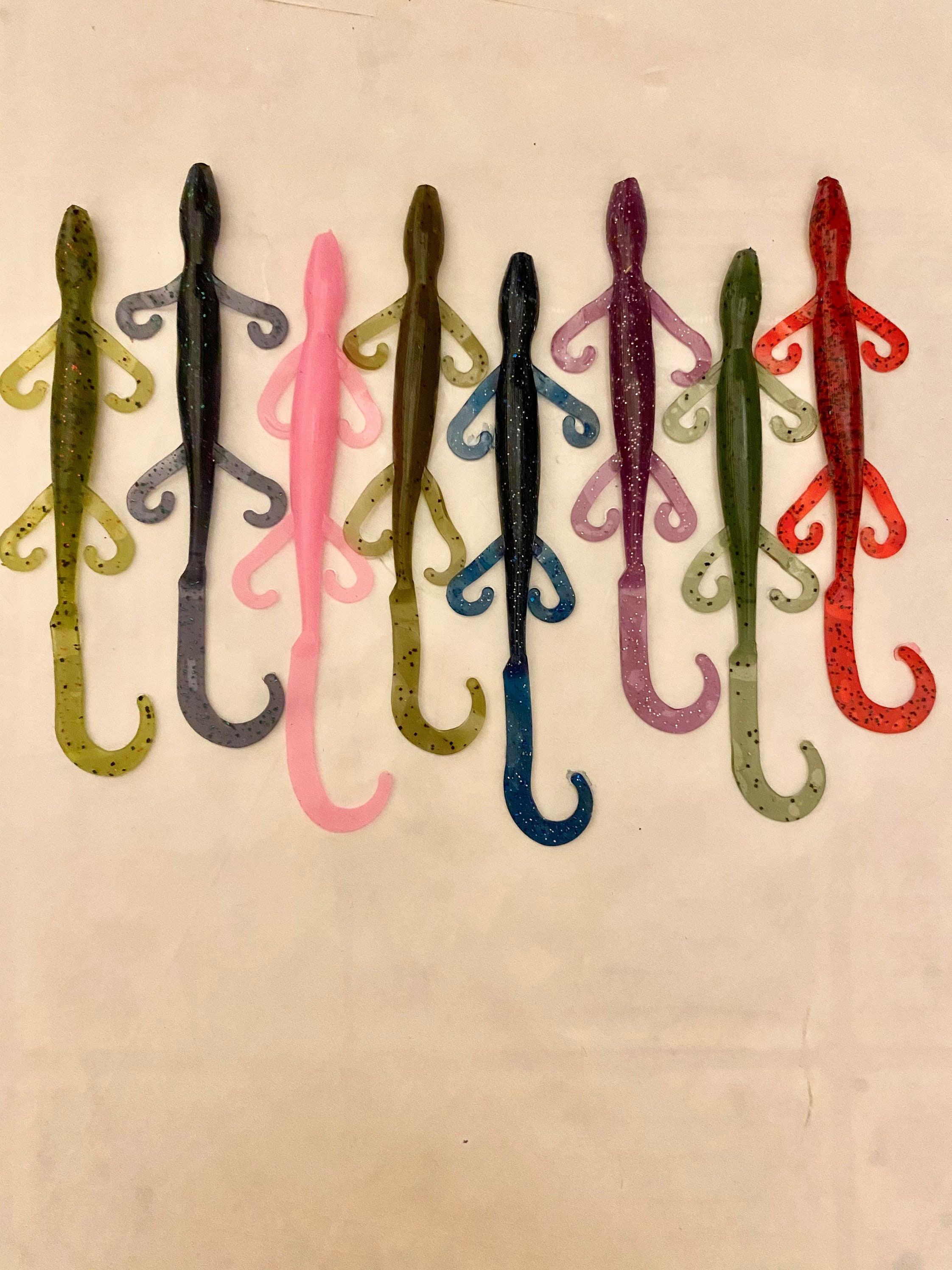 6” ~ Bass Fishing Lizards - Etsy