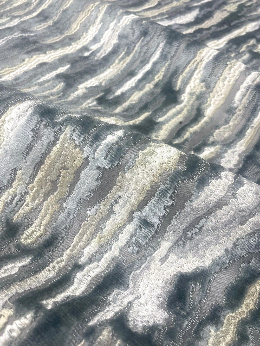 1.375 Yards Kravet Couture Velvet Waves Vapor Blue Embroidered Velvet ...