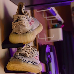 Sneaker Wall Mounted Display Rack , Sneaker Collector , Invisible Shoe ...
