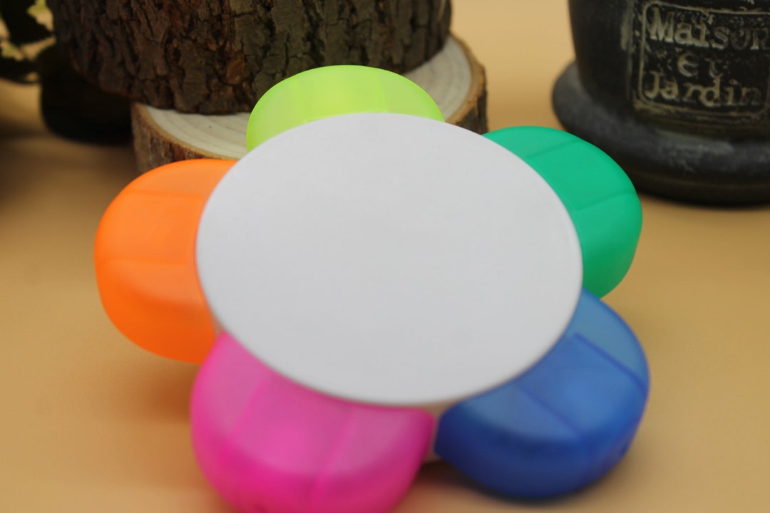 Any Name Personalised Highlighter 5 Colours Flower - Etsy UK