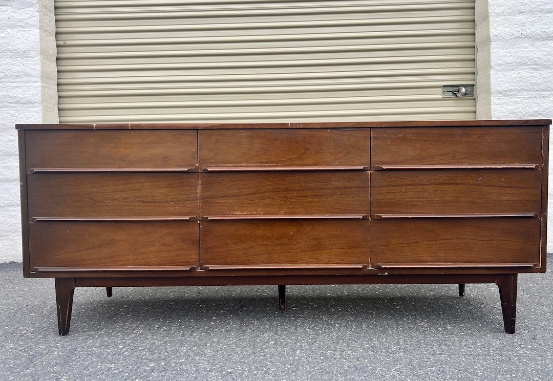Customizable: MCM Long Low Dresser - Etsy